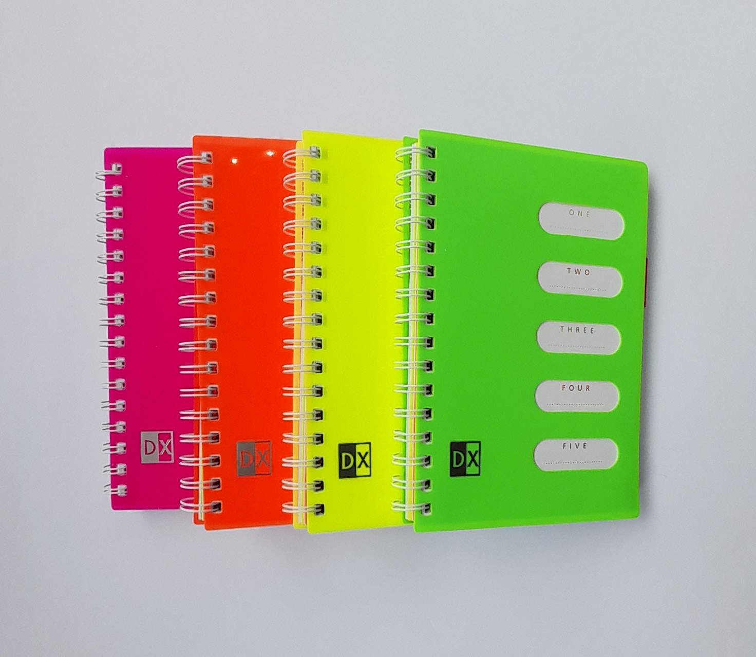 Bllok A5 Me Spirale DX | CCSOFFICE ALBANIA - MATERIALE KANCELERIE